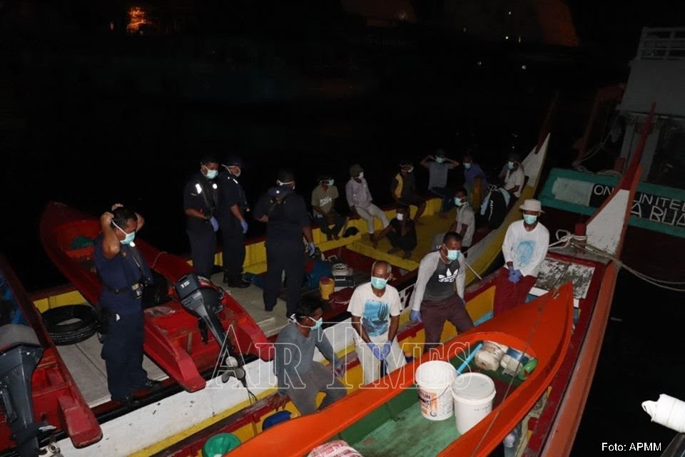 APMM tahan 14 warga Filipina ceroboh kawasan pelantar minyak | Air ...