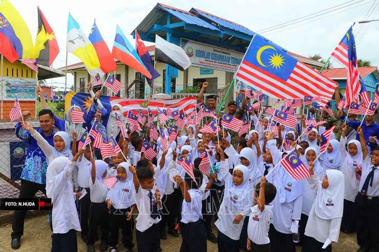 Tentera masuk 5 pulau di Semporna, pupuk semangat patriotisme | Air ...